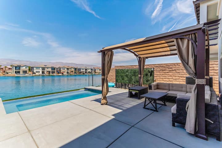 Best Lake View Villa - Indio, CA