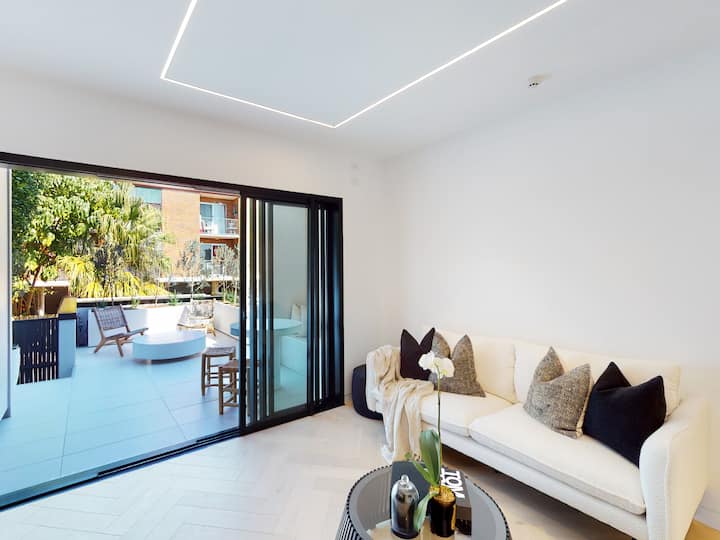 Modern Luxury In Central New Farm - Balmoral
