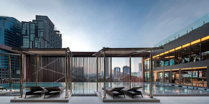 Sukhumvit Cekkamai High-end Apt 2ppl - Bangkok