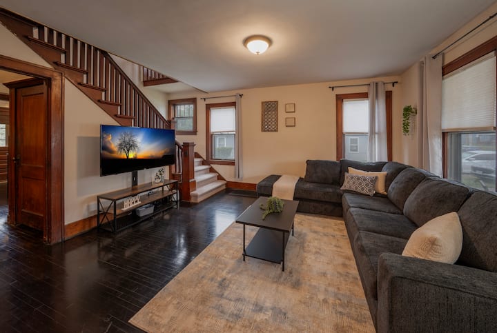 Charming Retreat In Jeff City - Jefferson City, MO
