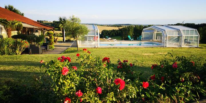 Gite Avec 5 Belles Chambres Un Air De Campagne - Agen