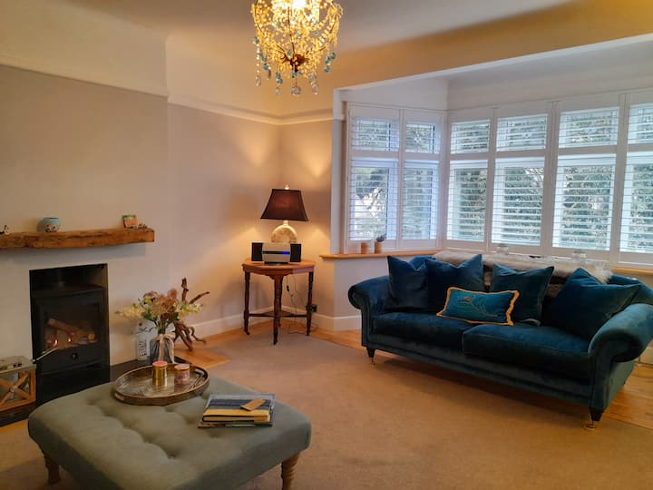 Luxury Flat Near The Beach - Southbourne Beach