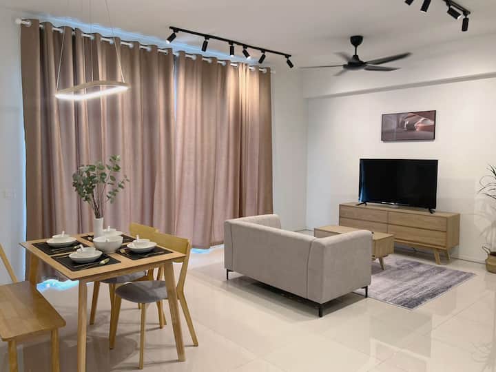 Spacious Verdi Cyberjaya 3br @ Near Klia & Klia 2 - Cyberjaya