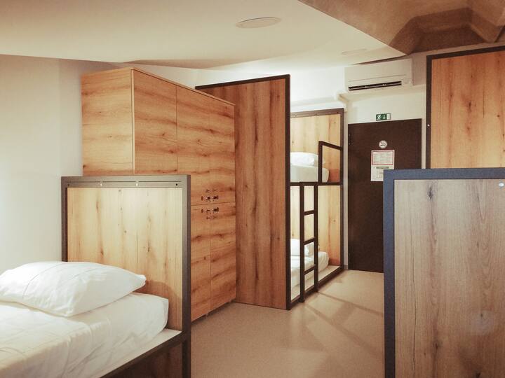 Garage Hostel Room 2 - Nova Gorica