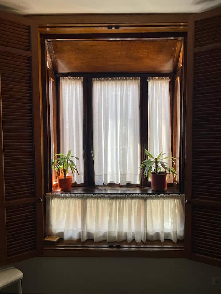 Miséricorde I By Aroom Vut Le 566 - León