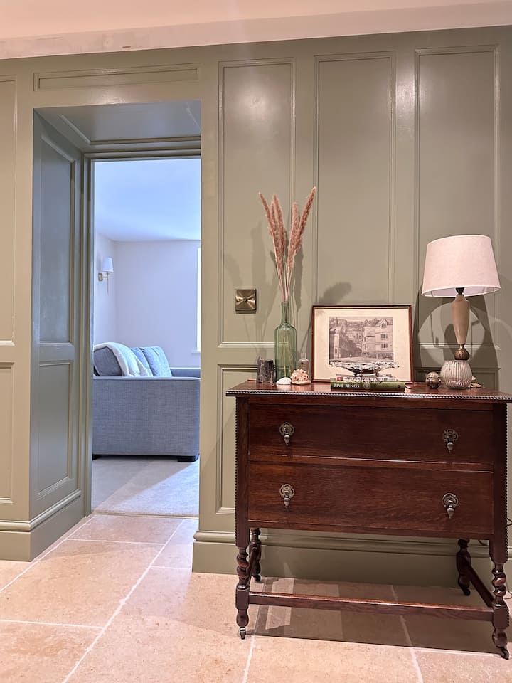 Lower Ground Floor Apartment In Regency Villa - Exeter