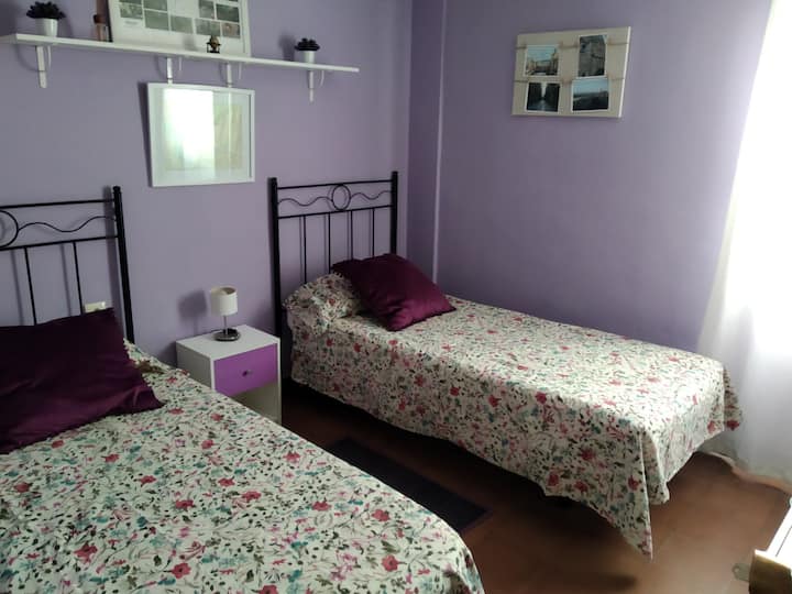 Double Room, Near The Center. - Girona