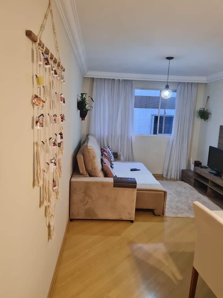 Quarto Reservado Para Você Em óTima Localização - Curitiba