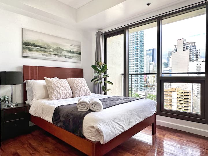 Studio 1 @ Mosaic Tower, Greenbelt & Aim (36 Sqm) - Manila