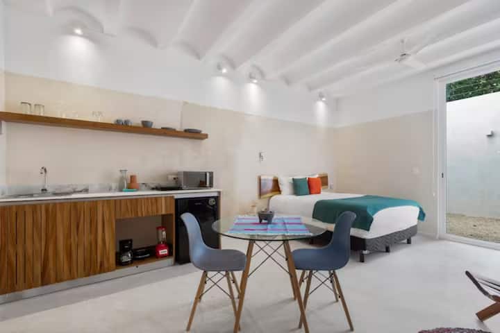 Bello Depto 2 En Centro Cancun C/alberca Y Balcón. - 坎昆