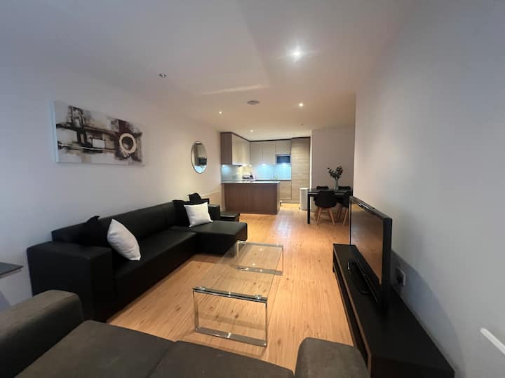 Modern 1 Bed Flat In Colindale, London - Barnet