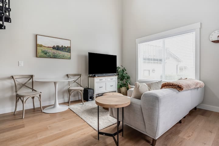 Cascade Park Cottage - Vancouver, WA