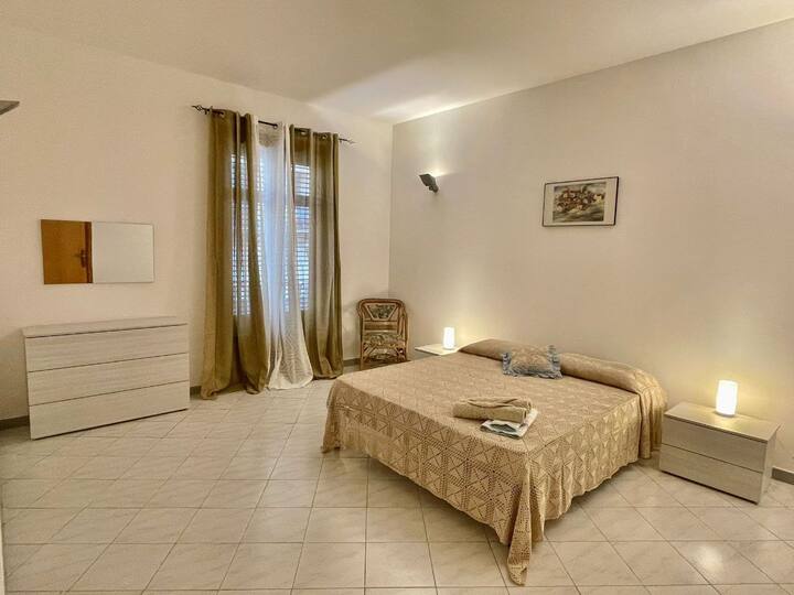Stanza Privata In Centro - Castellammare del Golfo