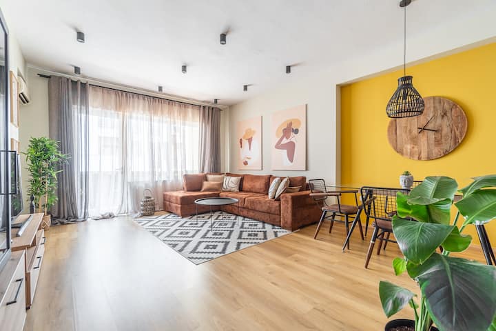 Blloku Ethnica A @ Enjoy Albania Apartments - Tirana