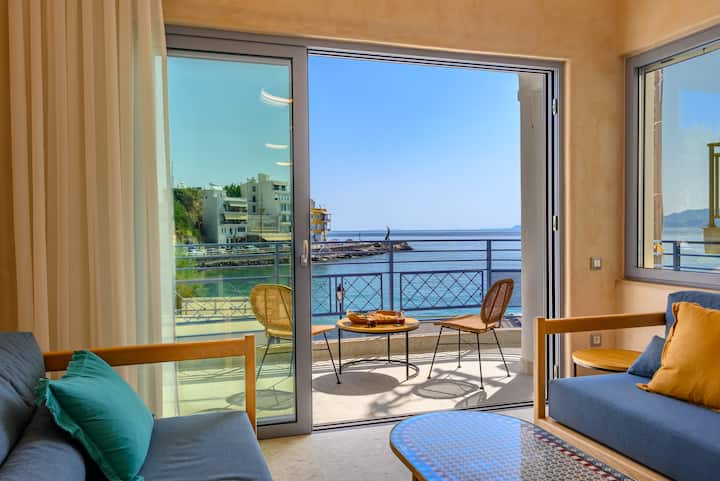 Beachfront Luxury 3 Bedroom Apt - Agios Nikolaos - Ágios Nikólaos