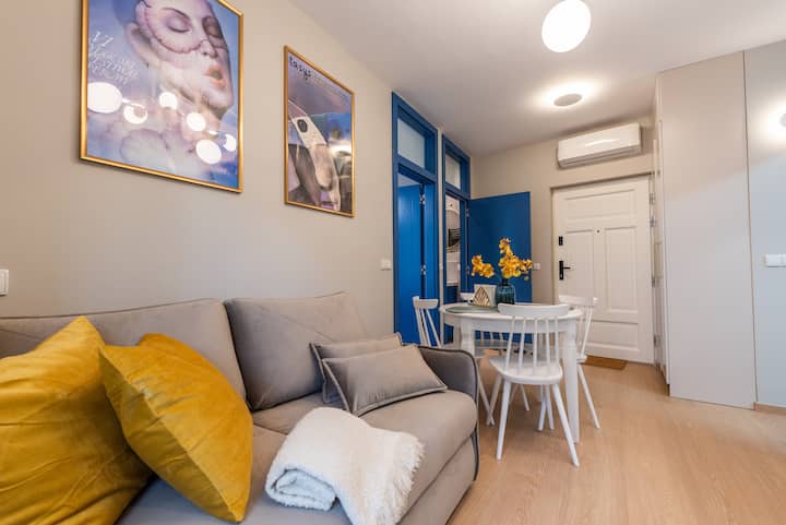 "Indigo"on Mostowa 6, 3rooms,elevator, Balcony,ac - Kraków