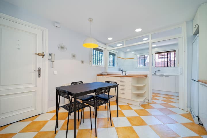 L4) Habitacion Familiar 4 Personas Baño Compartido - Las Rozas de Madrid