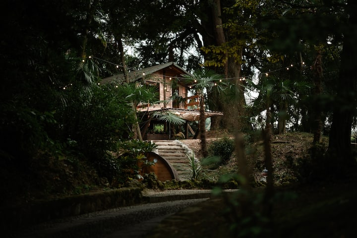 Tree House - Varèse