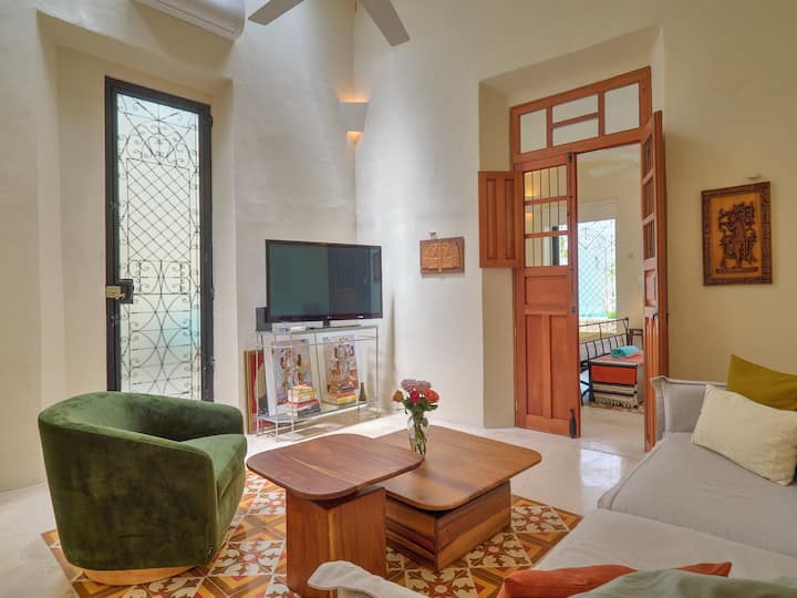 Charming Casa Ligera In Great Location - Mérida