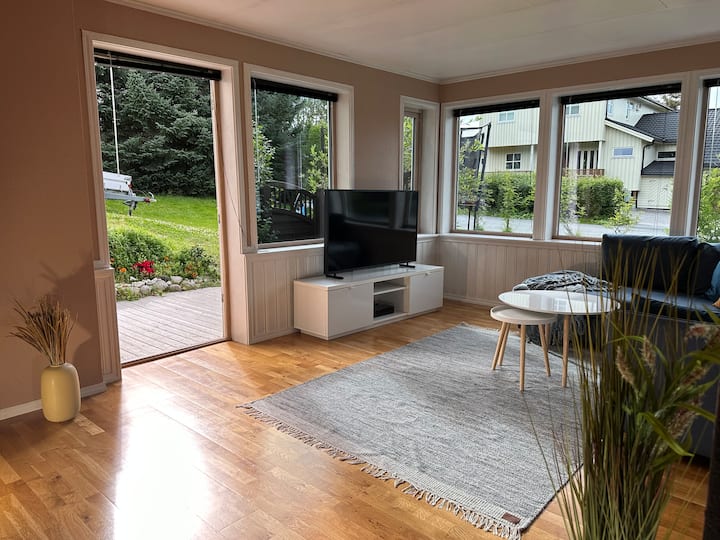 Cozy Apartment In A Quiet Street -