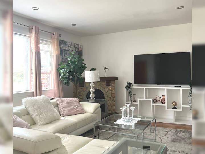 Julie's Modern Jewel - 2bd Guest Suite - Canarsie - 브루클린