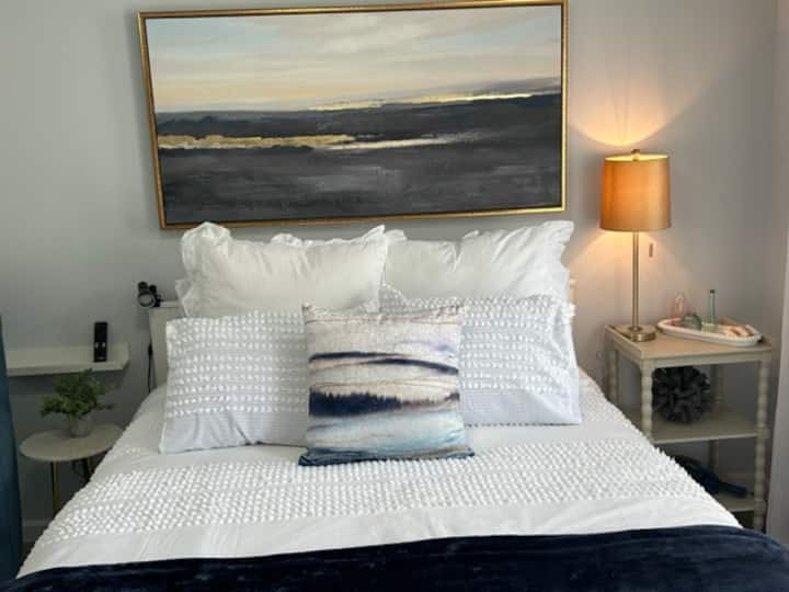 The Knolls Serenity Room 7 - Shepherdstown, WV