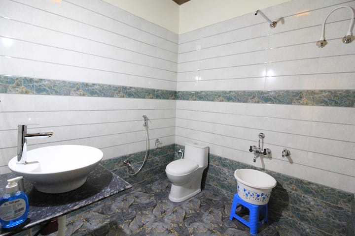 Meeslu Mane Standard Double Room - Belur