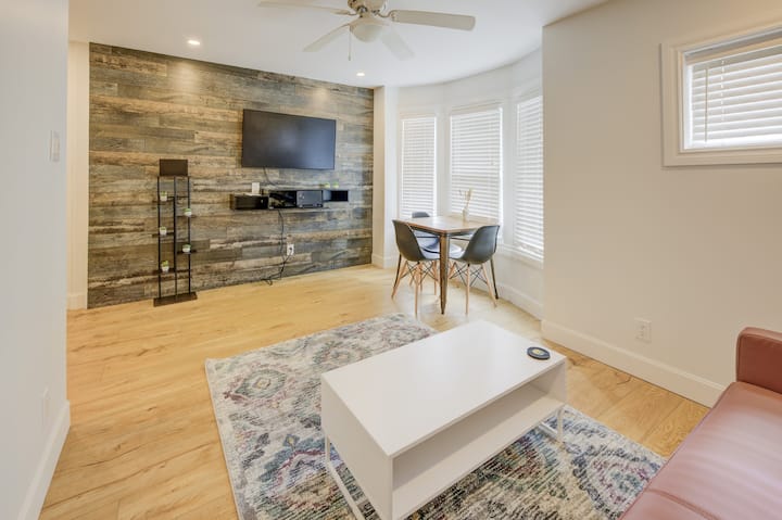 Central 3 Bedroom By Gage Park & Tim Hortons Field - Hamilton