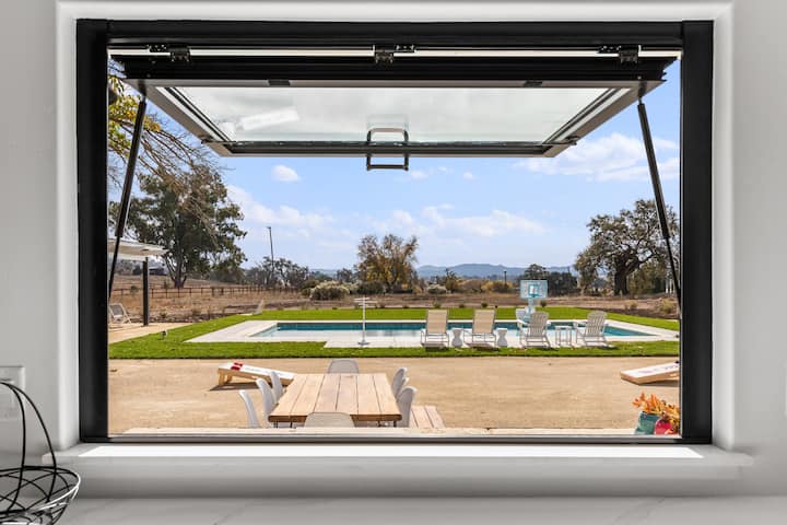 Resort-like Amenities Inside/out+ Close To Paso Sq - Paso Robles