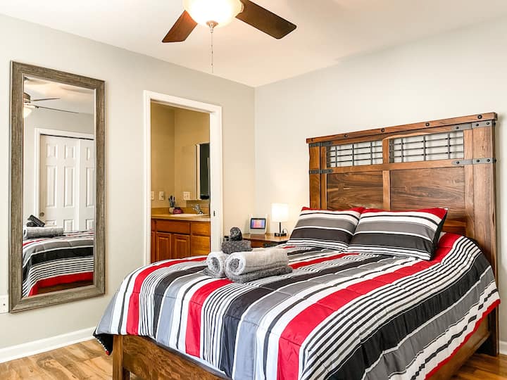 New Bungalow! | Central Location Near Fairgrounds - Pueblo, CO