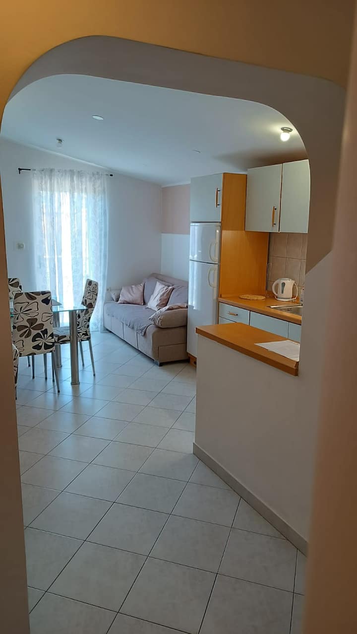 Dvosobni Obiteljski Apartman - Tisno