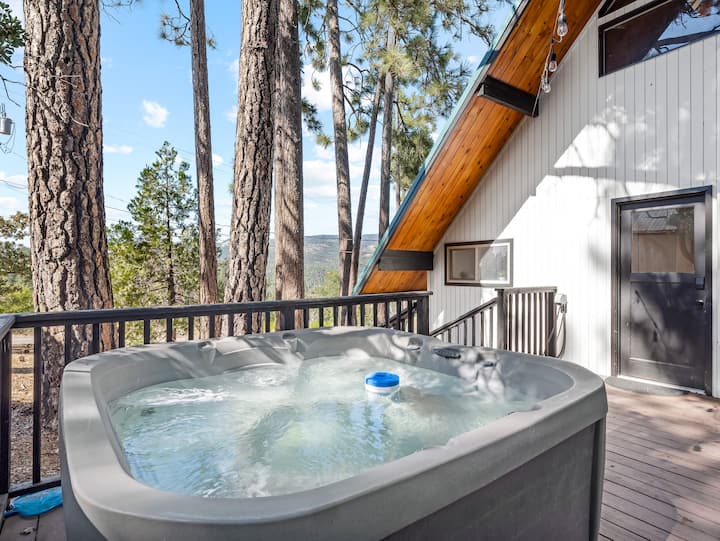 30 Minutes To Yosemite | Game Room | Hot Tub | Bbq - Bass Lake, CA