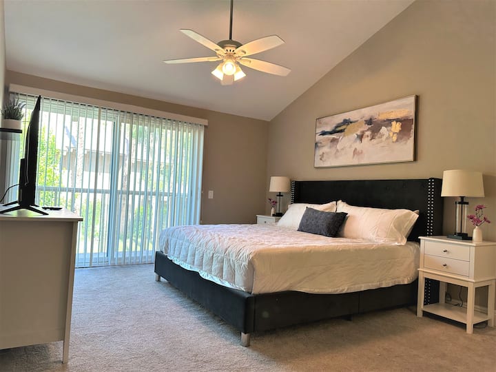 2 Bedrooms Condo, Pool &  Amazing Mountain Views, - Palm Desert, CA