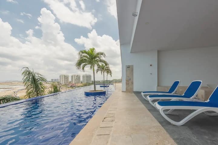 Apto Con Fantástica Vista Frente Al Mar En Piso 26 - Cartagena, Colombia