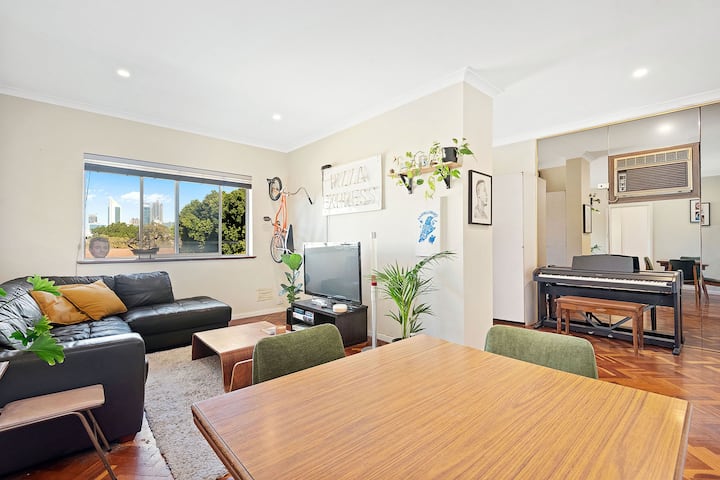 Trendy City Fringe Apartment - Perth