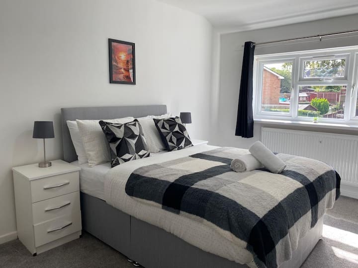 The Ultimate Home Away From Home - Bromsgrove