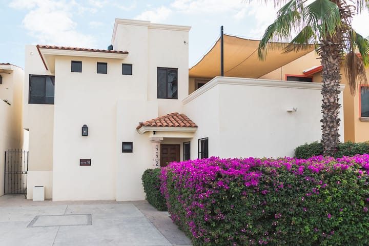 4br Villa In San José Del Cabo | 4 Private Baths - San José del Cabo