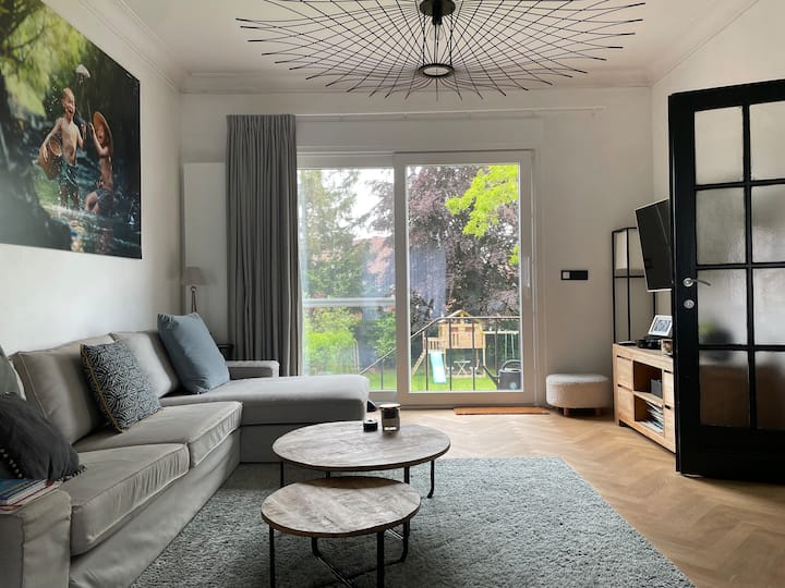 Family House With Garden - Regione Bruxelles, Belgio