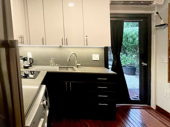 Urban Glamping • Coconut Grove Ultra Tiny House - Miami, FL