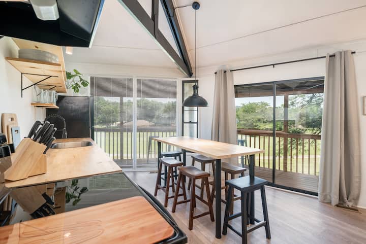 Unique Octagon Home Near Hot Springs - Malvern, AR