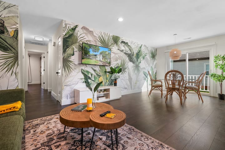 Walkable Uptown Boho Retreat - Charlotte