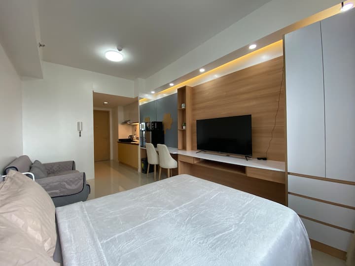 Kit&jen'ssuites@d'grassres - Quezon City
