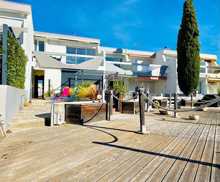 Appartement Calme Face à La Mer - Aigues-Mortes