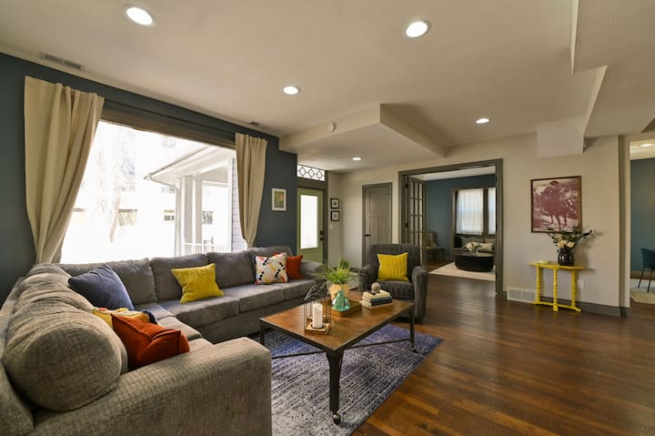 Casa Harney A Midtown Luxury 5br - Omaha, NE