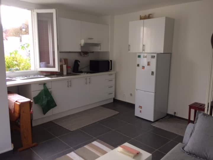 Petite Maison Indépendante Avec Jardin - Enghien-les-Bains