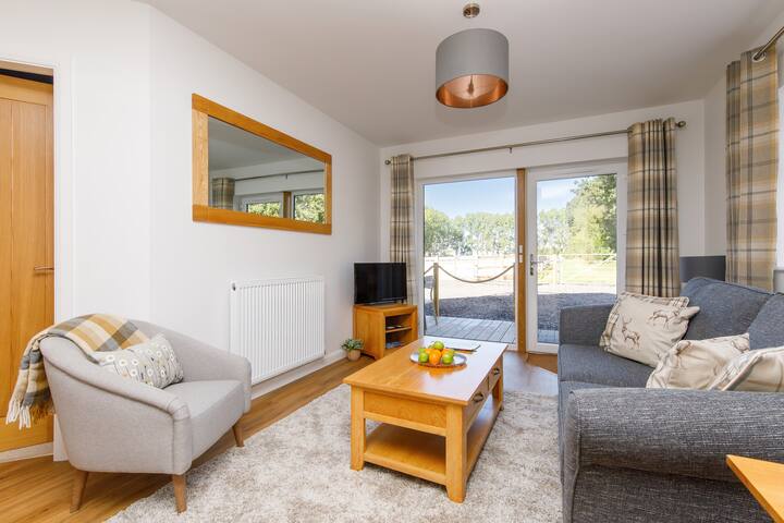 Luxury Barn | Countryside Views & Deck Area - Bosham