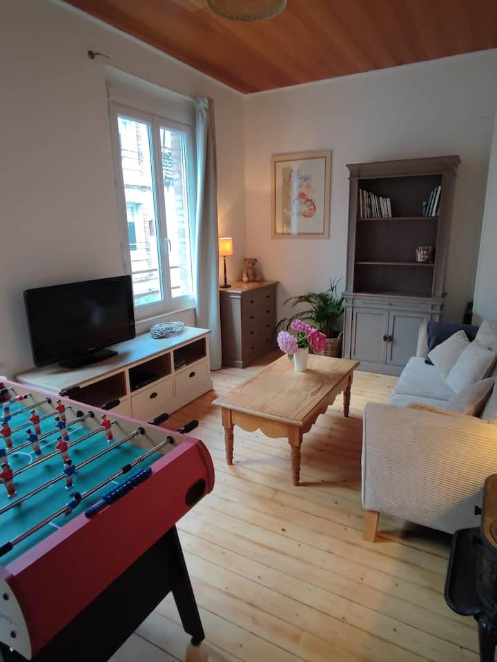 Maison De Pêcheur Honfleuraise, Avec Cour Privée - Honfleur