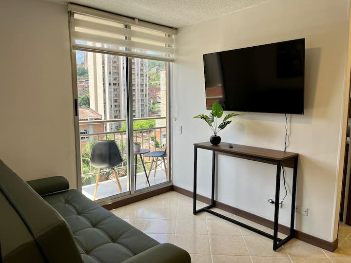 Céntrico Apartamento En Medellin - Colombia