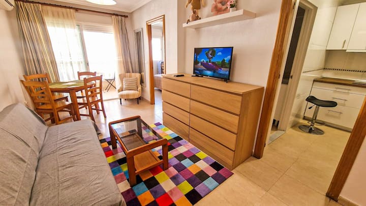 1bdr Apartment | View To Pool | 800 Meters Beach - Torrevieja