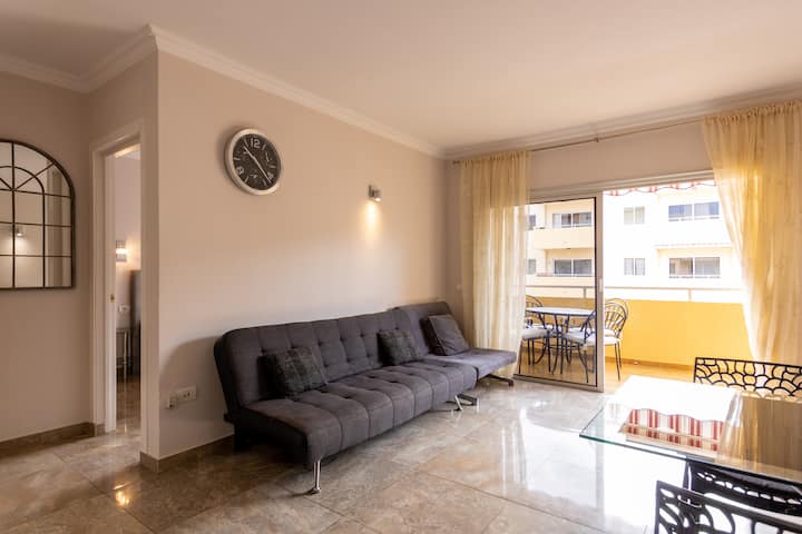 1 Bedroom In Front Of The Ocean 4 Sleeps - Los Cristianos